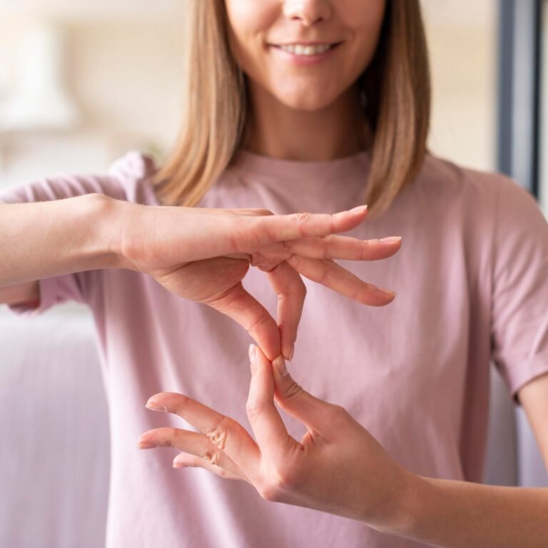 Portuguese Sign Language Translation Services | Columbus Lang